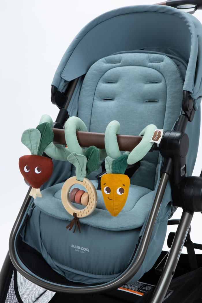 Brinquedo de Atividades para Carrinhos de Bebé em Espiral Garden of ...